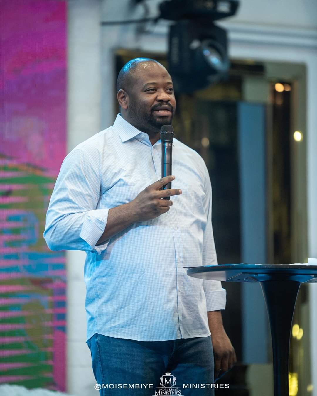 Moïse Mbiye à la soirée d'hommage à Mutombo Dikembe : "Les sportifs ...