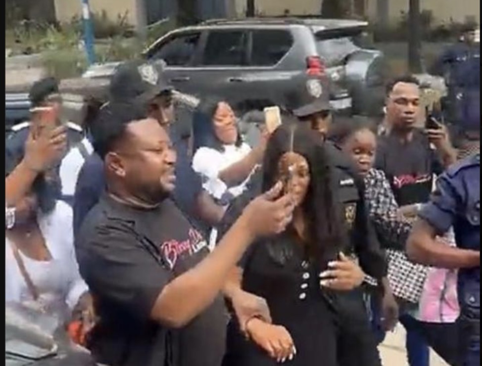 L'influenceuse congolaise Maria Ntumba enfin libre - Mbote