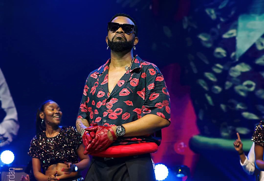 Fally Ipupa en concert privé à 300 000 FCFA au Noom Hôtel d’Abidjan le 3 janvier 2025 - Mbote