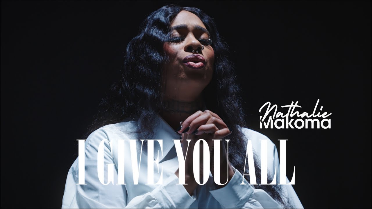Nathalie Makoma dévoile son nouveau clip gospel "I Give You All" - Mbote